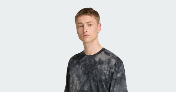 Camiseta Estampada Train Essentials Seasonal - Preto adidas | adidas Brasil