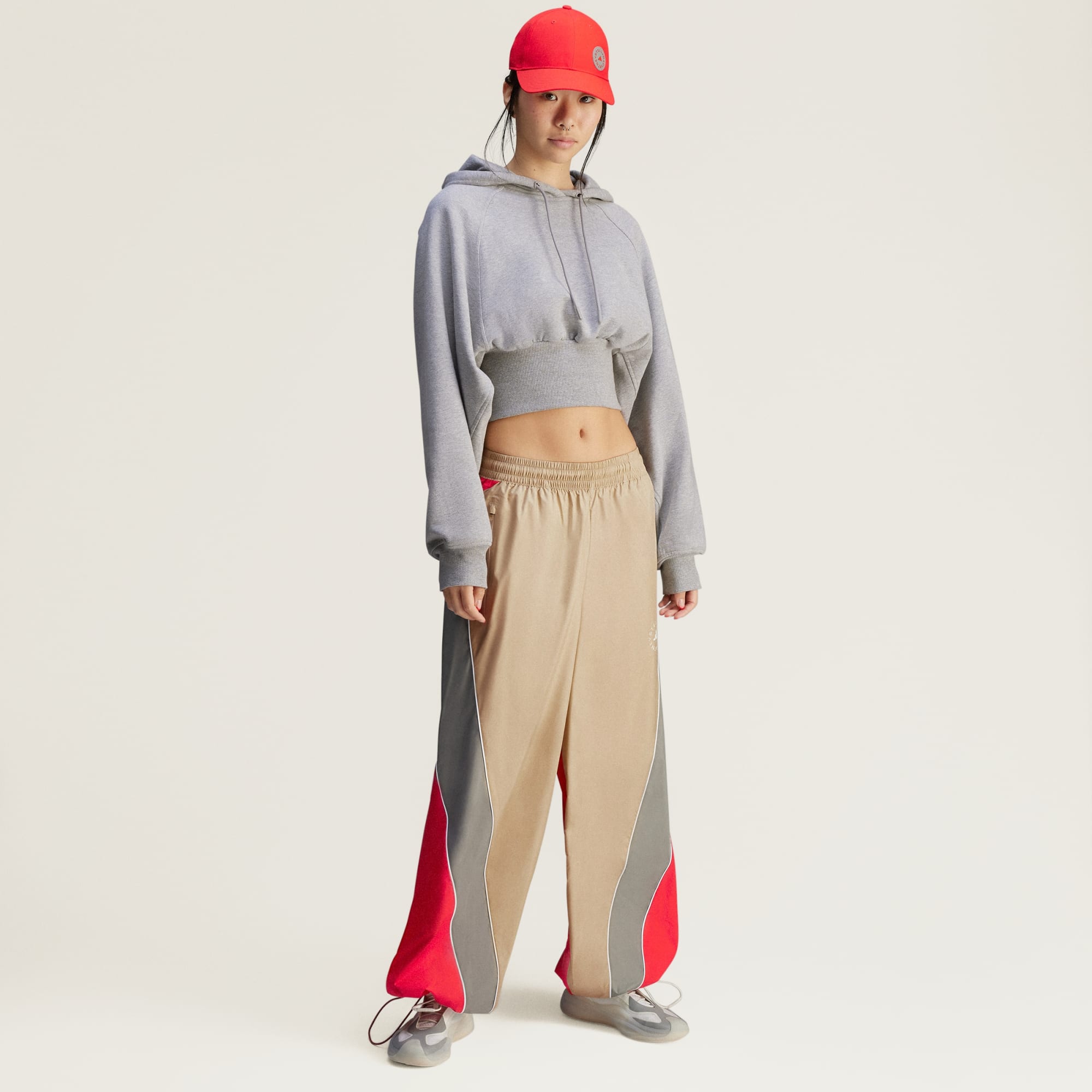 adidas by Stella McCartney クロップドパーカー - グレー | アディダス ジャパン