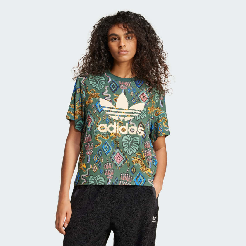 Camiseta adidas x FARM Rio Trefoil - Verde adidas | adidas Brasil