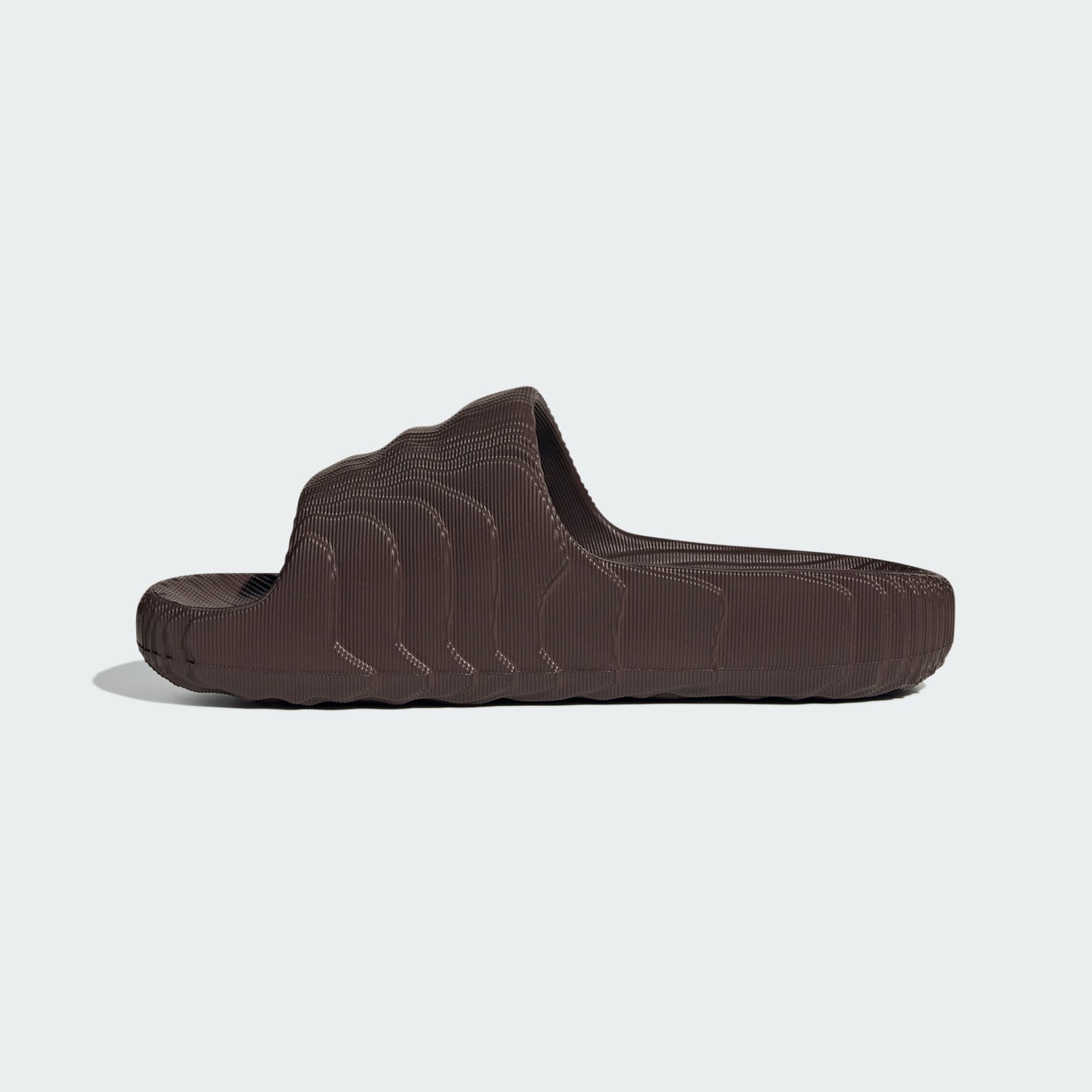 adidas כפכפי Adilette 22 - חום | adidas IL