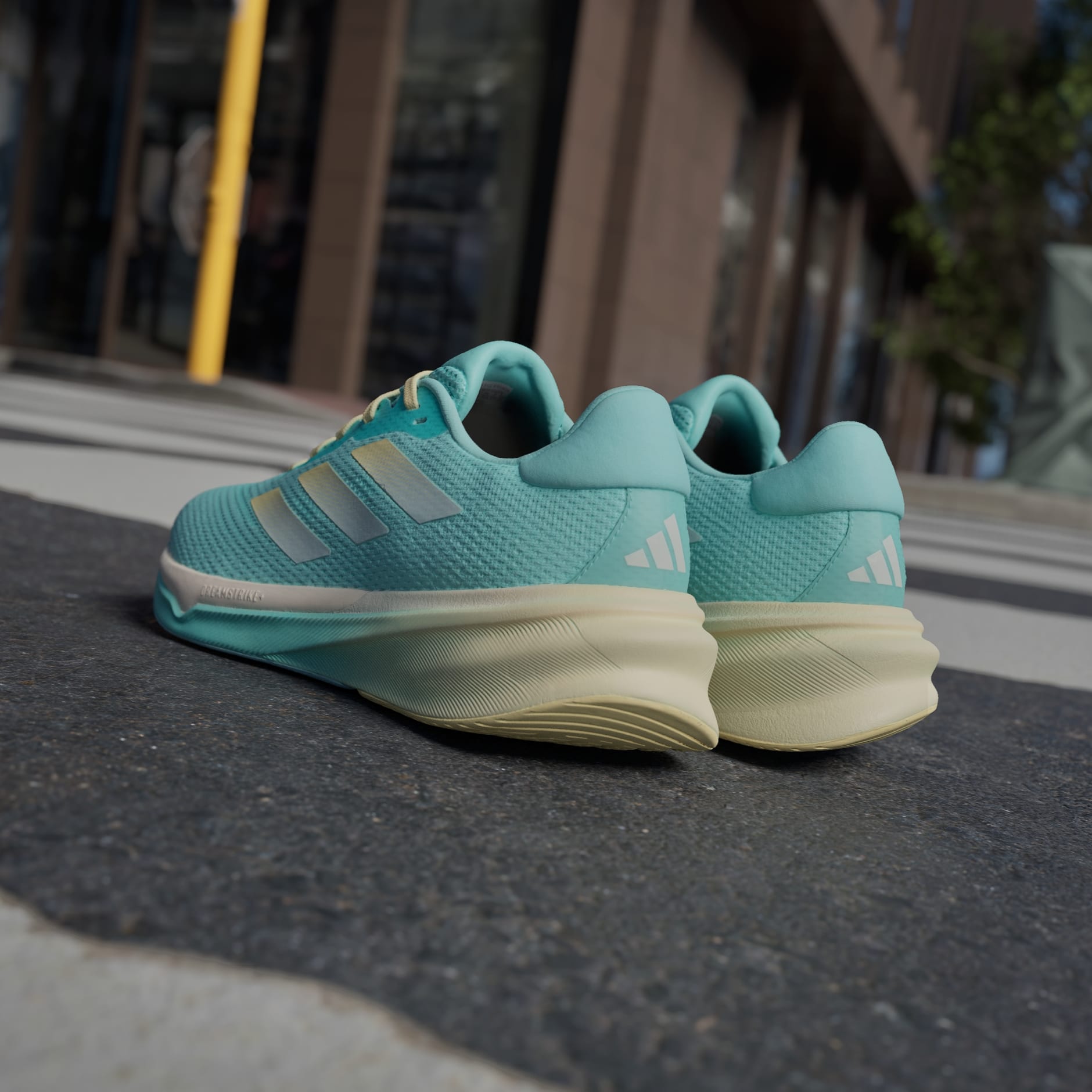 adidas נעלי ריצה Supernova Stride - טורקיז | adidas IL