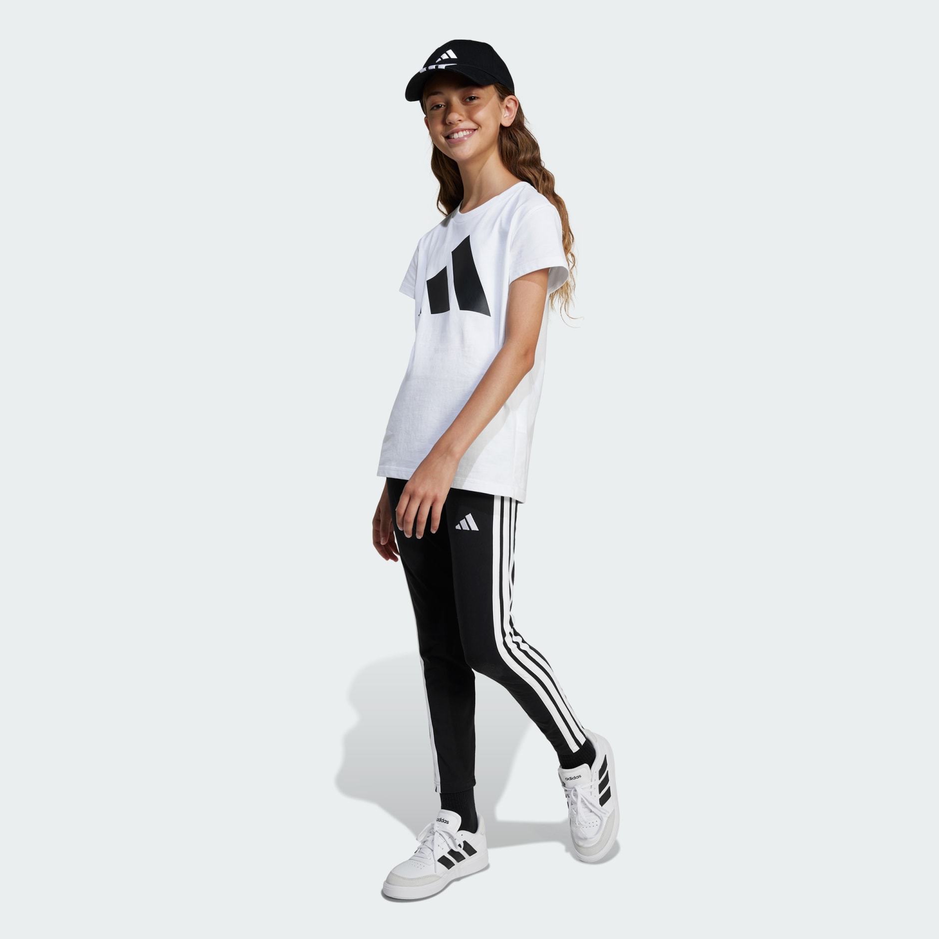 adidas تيشيرت للأطفال Essentials - أبيض