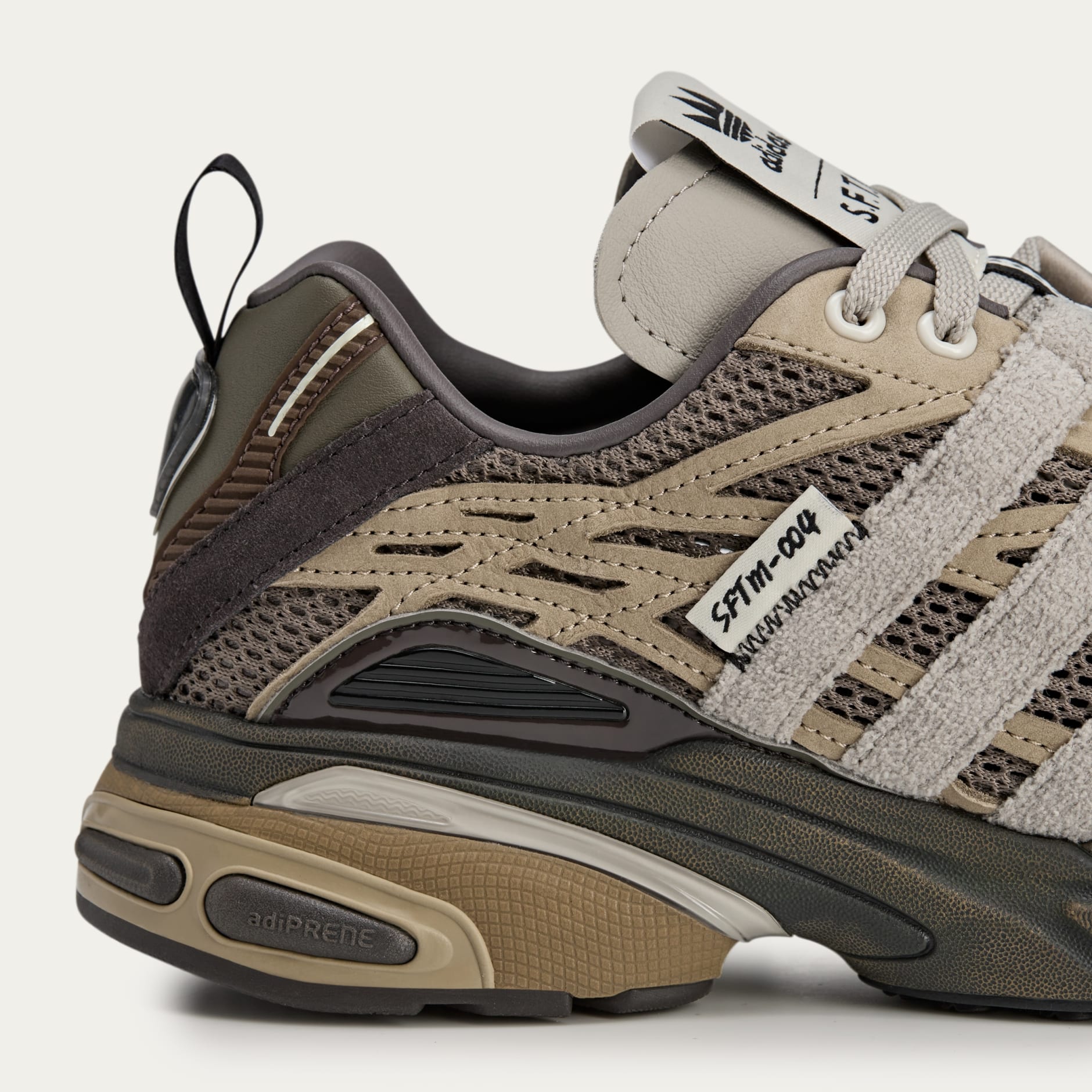 adidas ADISTAR CUSHION SFTM - חום | adidas IL