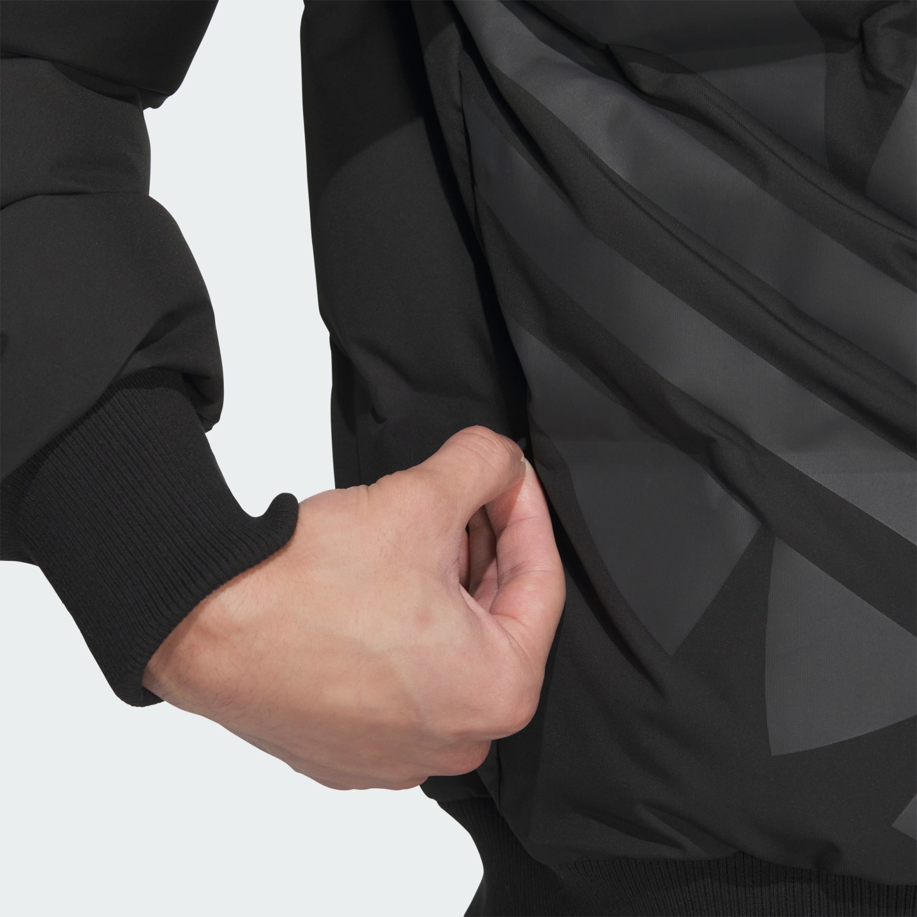 Chillax Logo Lightweight Down Jacket (Gender Neutral) - Black | adidas Hong Kong