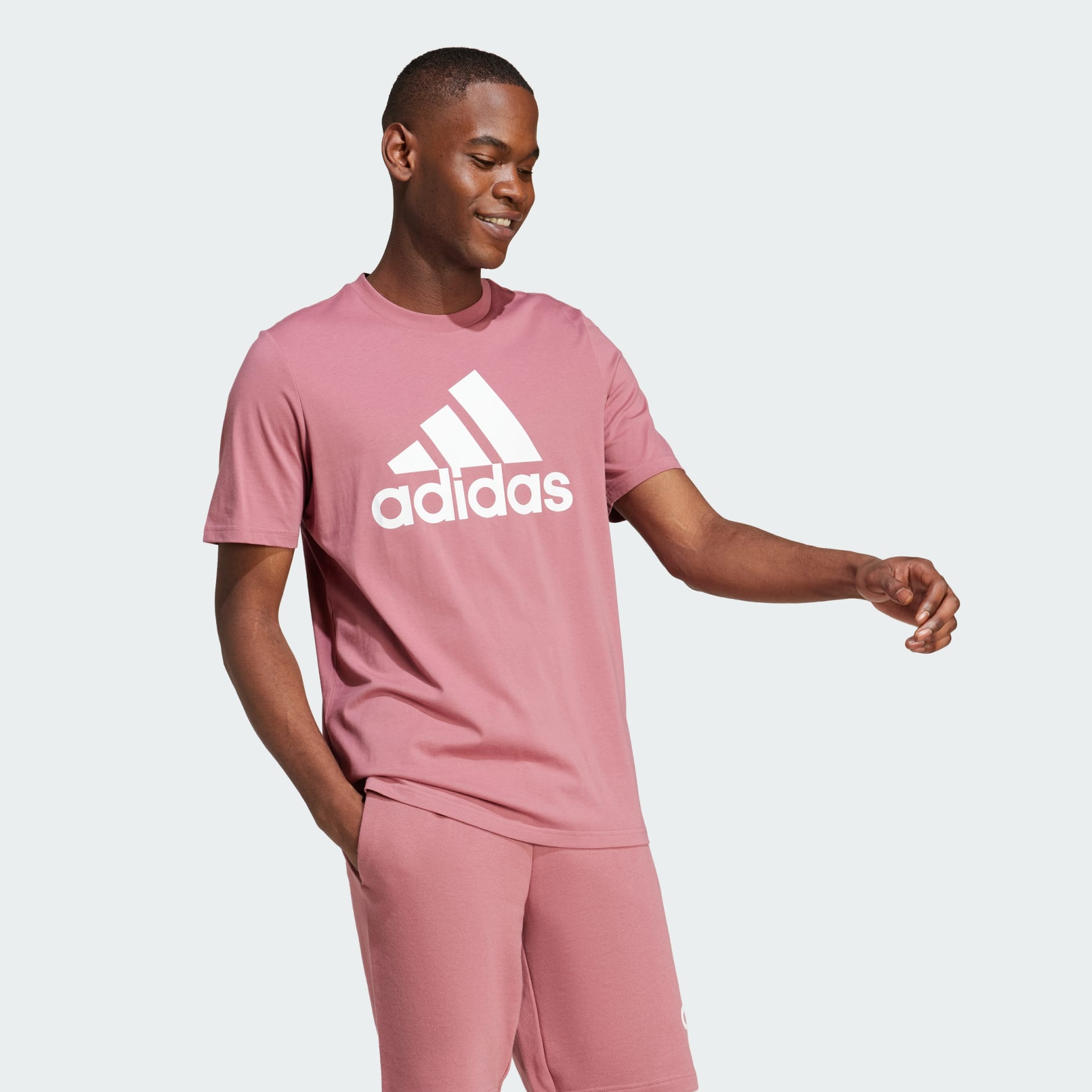 Essentials 單面汗布 T 裇（大型標誌） | adidas香港官方網上商店