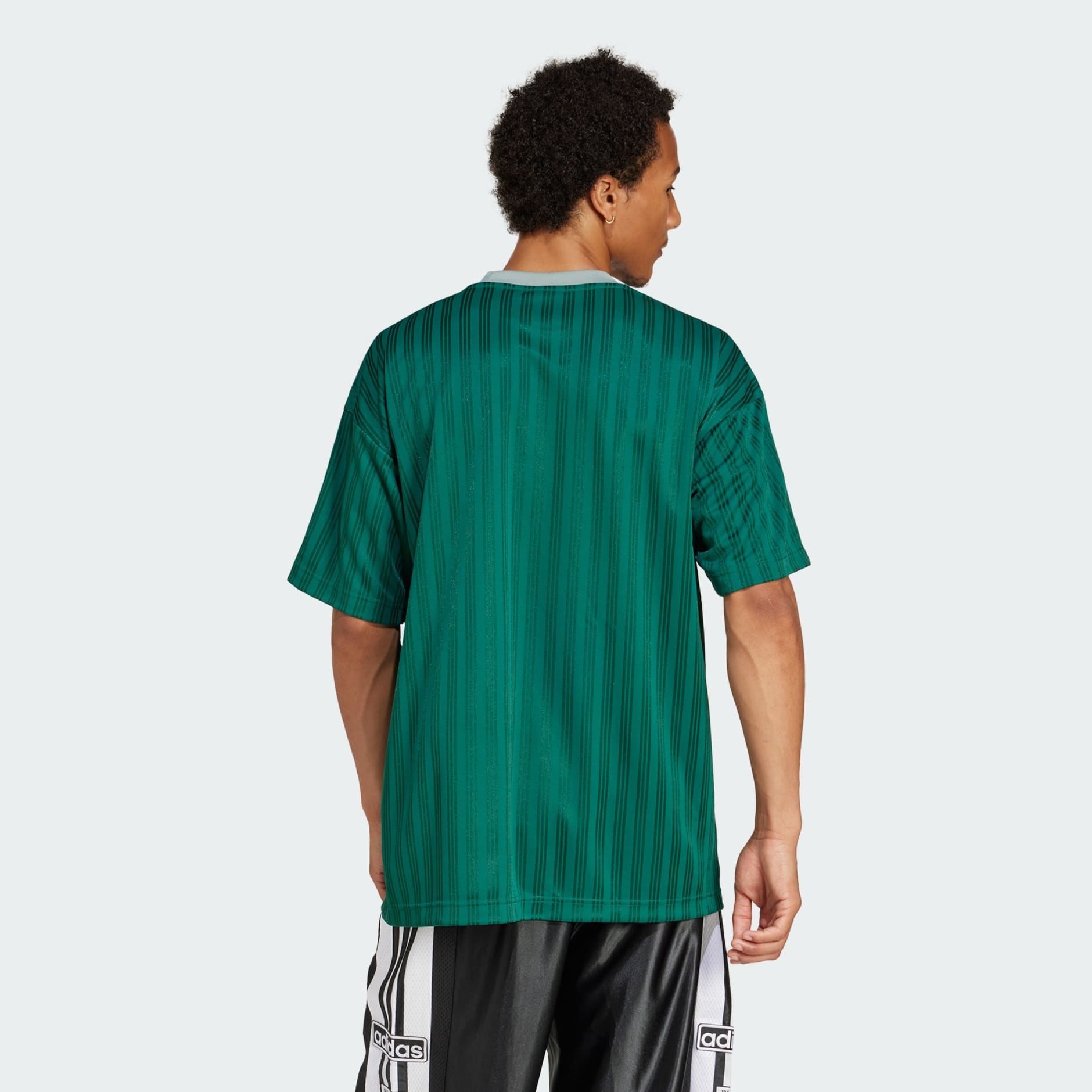 ADICOLOR POLY T - Green | adidas香港官方網上商店