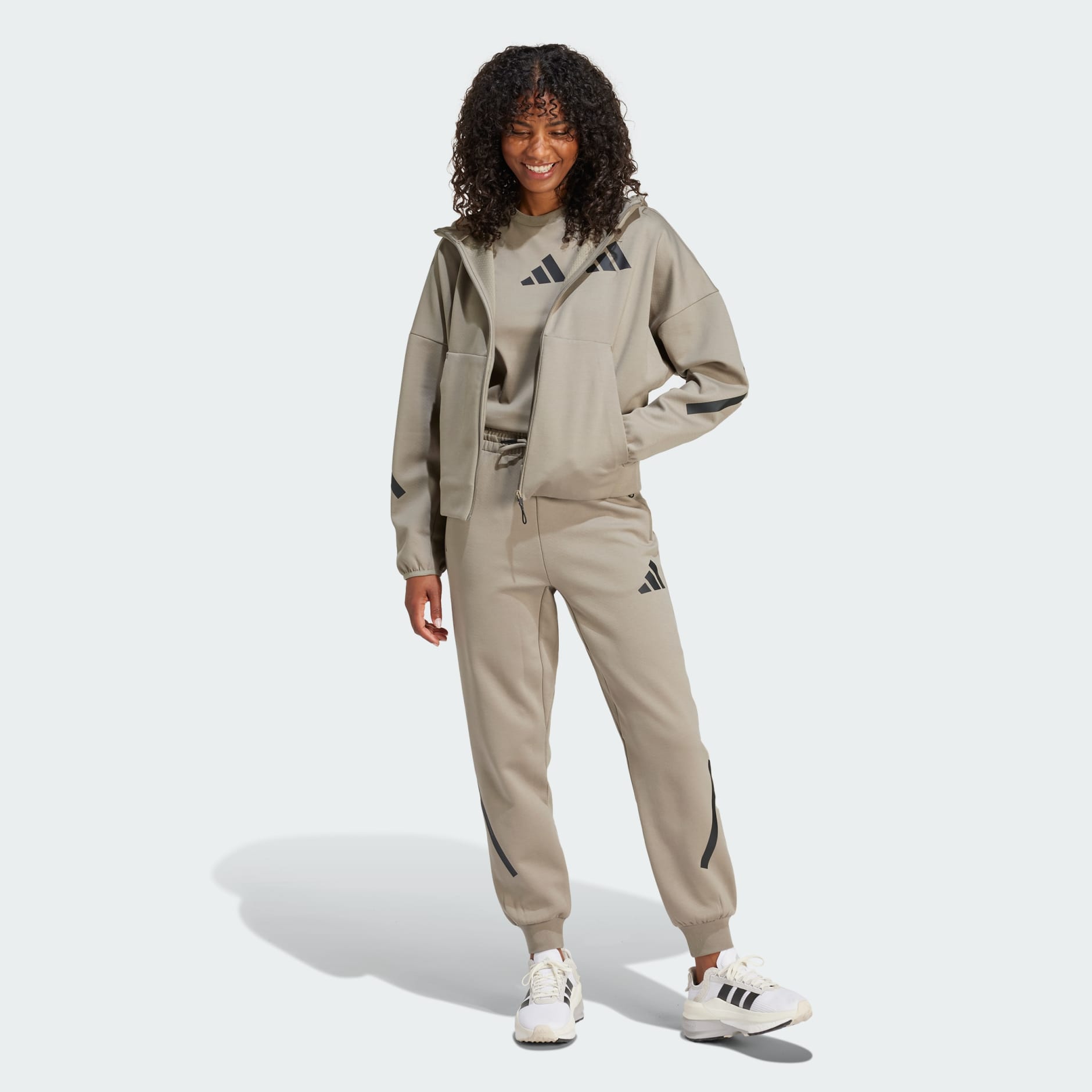 adidas מכנסי adidas Z.N.E. - חום | adidas IL