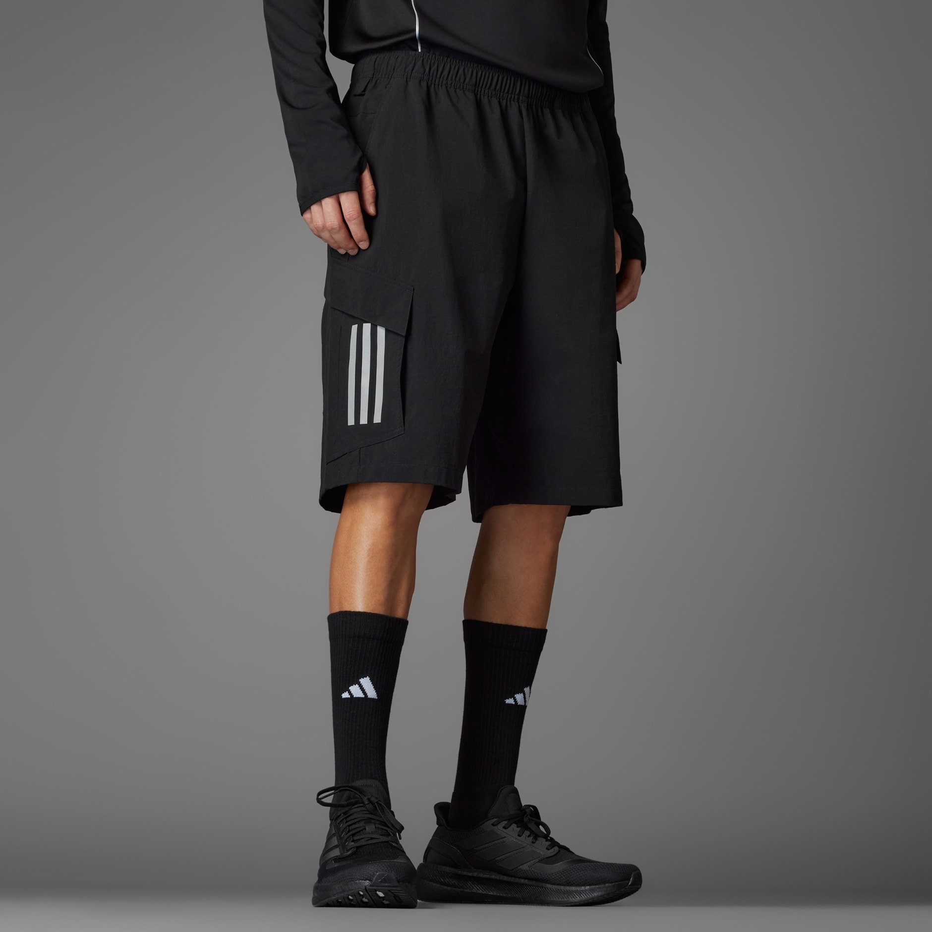 adidas מכנסי מכונאי קצרים Mercedes - AMG Petronas Formula One Team ...