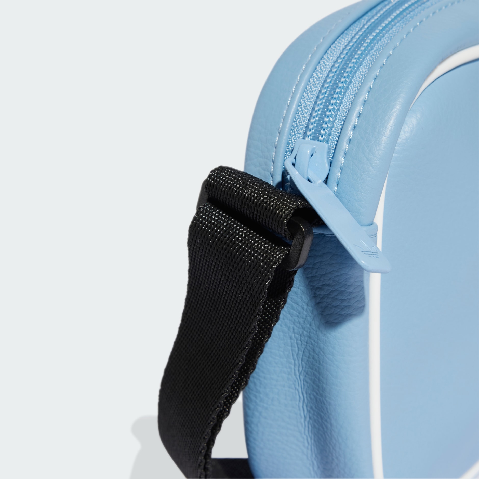 adidas Adicolor Classic Mini Airliner - Blue | adidas UAE