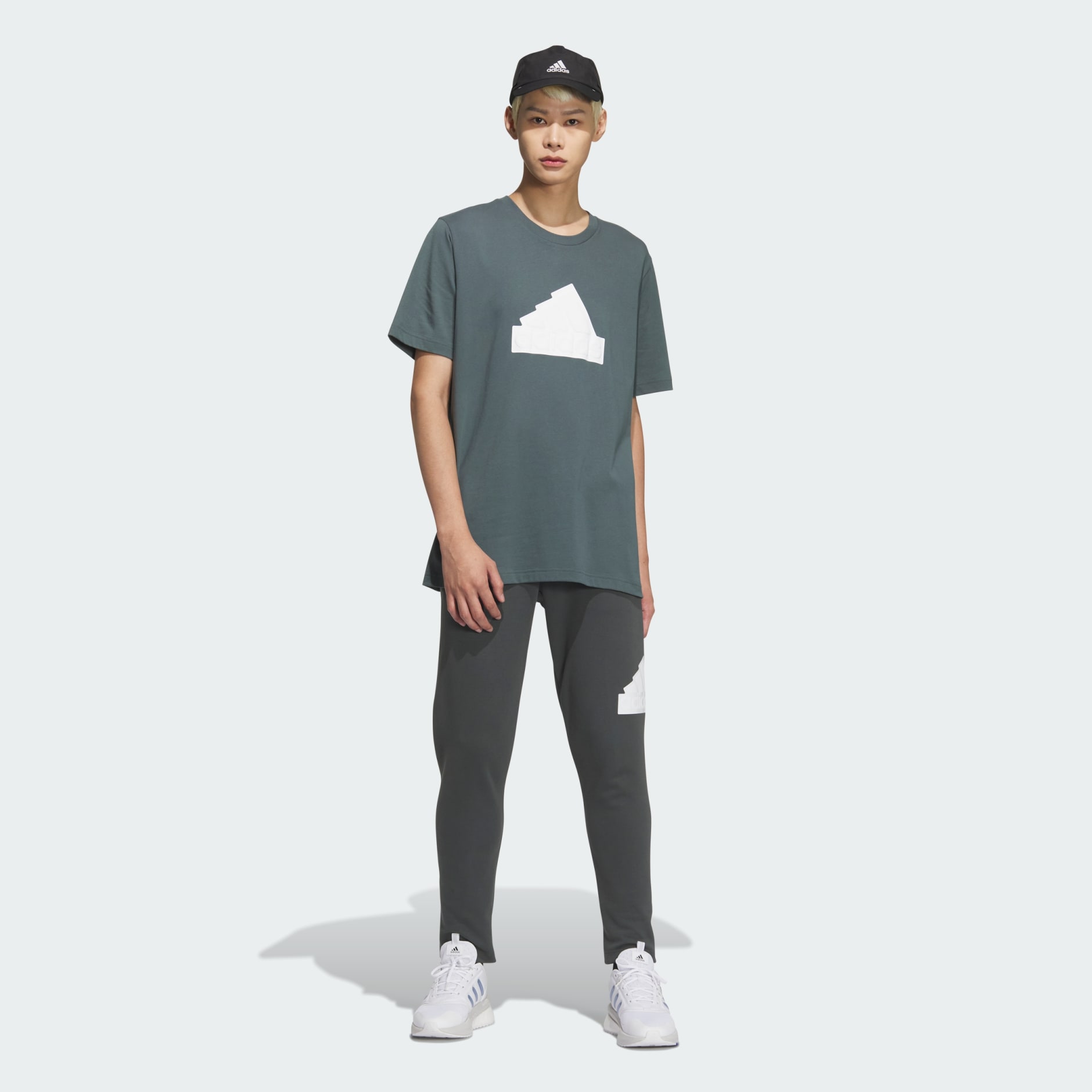 adidas טי-שירט Future Icons Badge of Sport - אפור | adidas IL