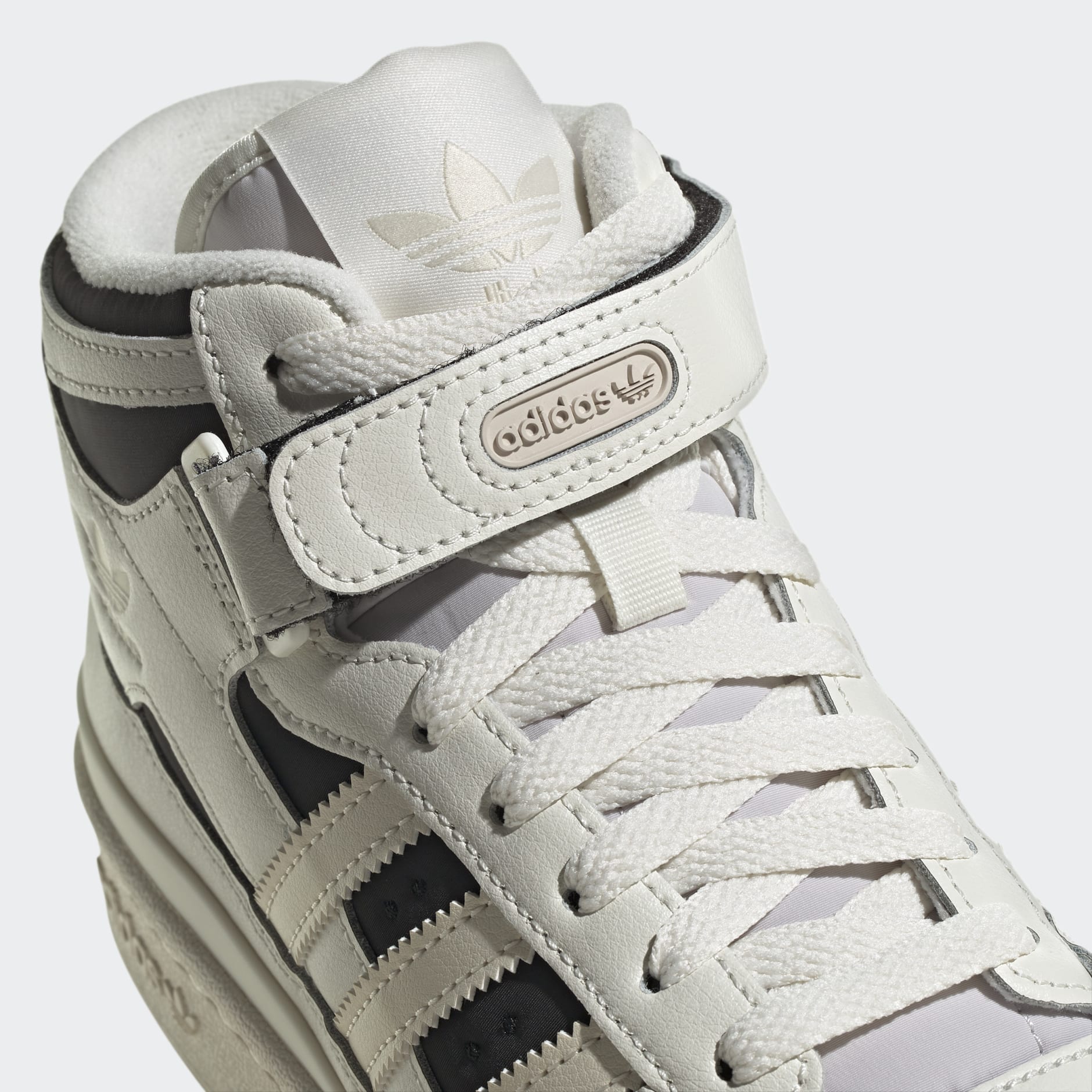 adidas Forum Mid Shoes - White | adidas IL
