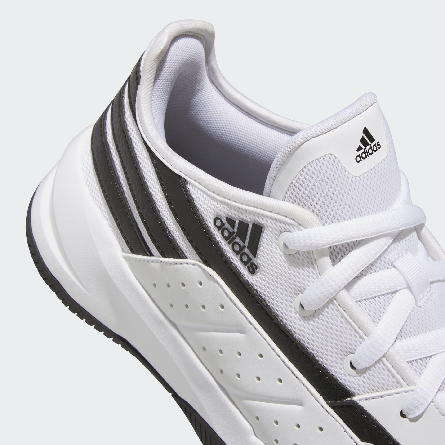 Tenis adidas Front Court