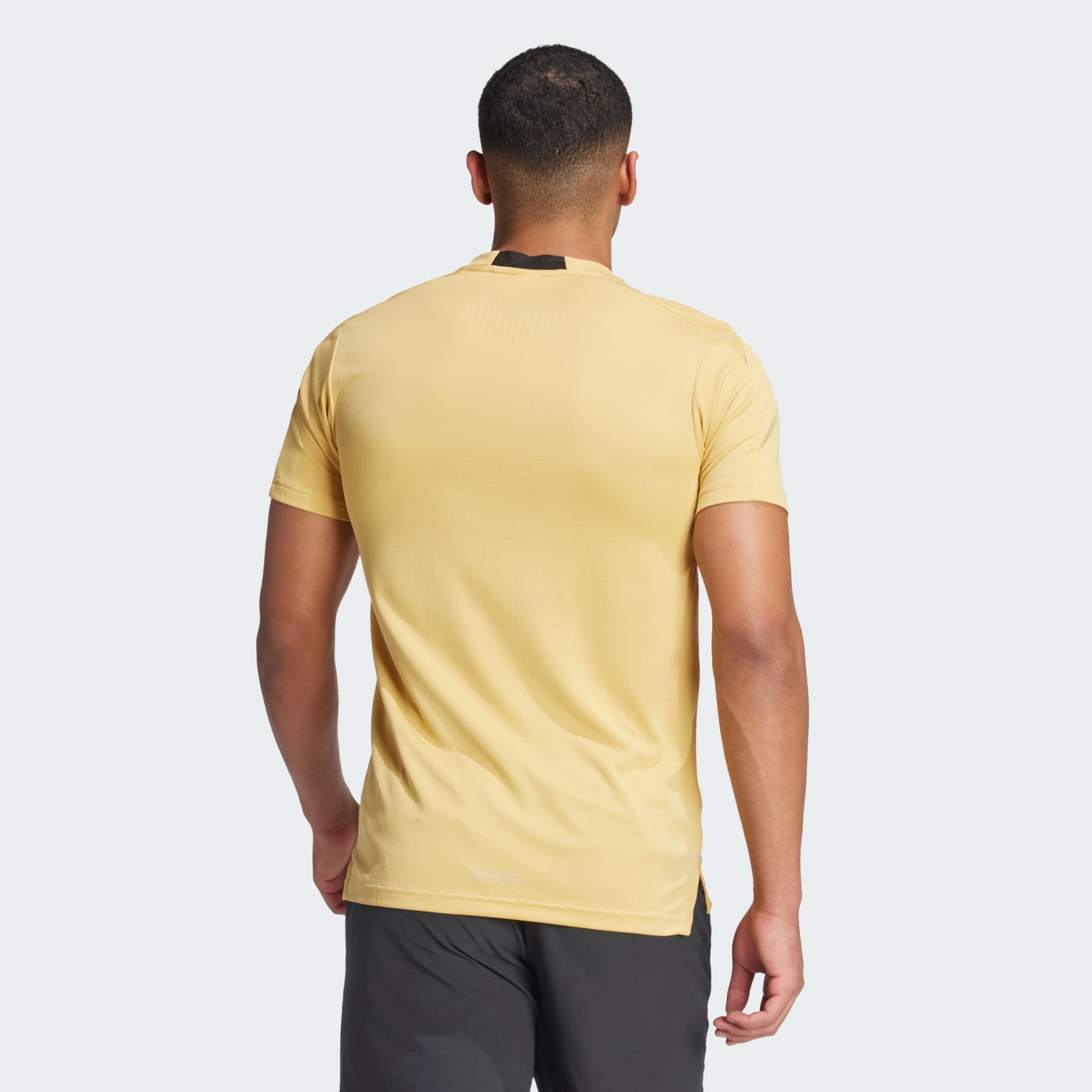 Clothing - Designed for Training HIIT Workout HEAT.RDY Tee - Beige ...
