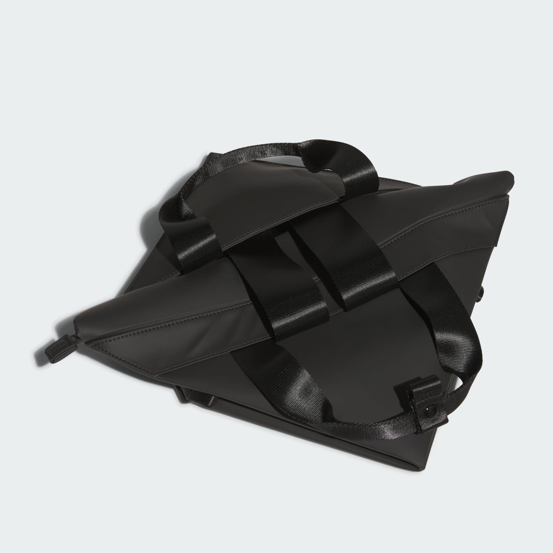 FLIP BACKPACK | adidas香港官方網上商店