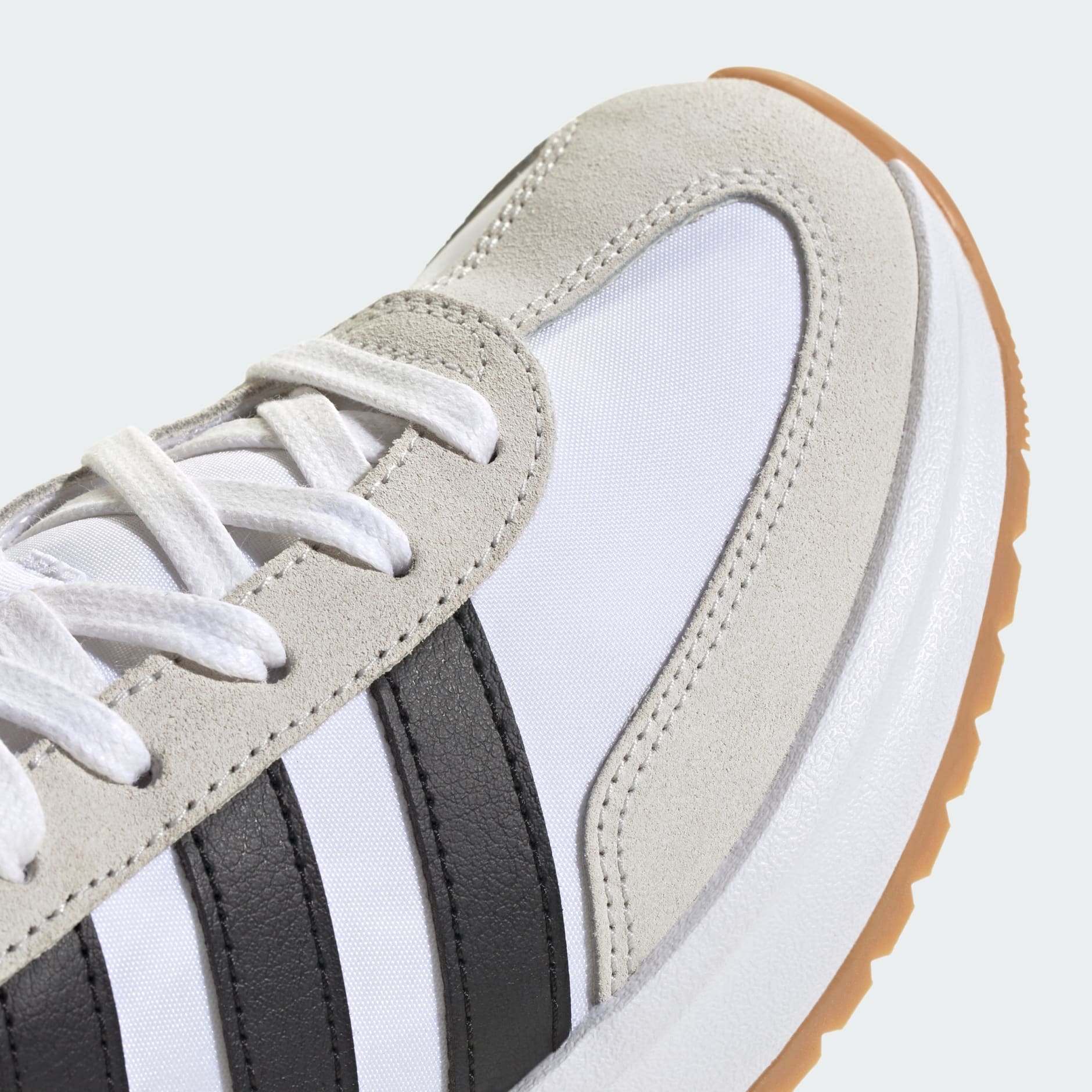 adidas Run 72 Shoes - White | adidas TZ