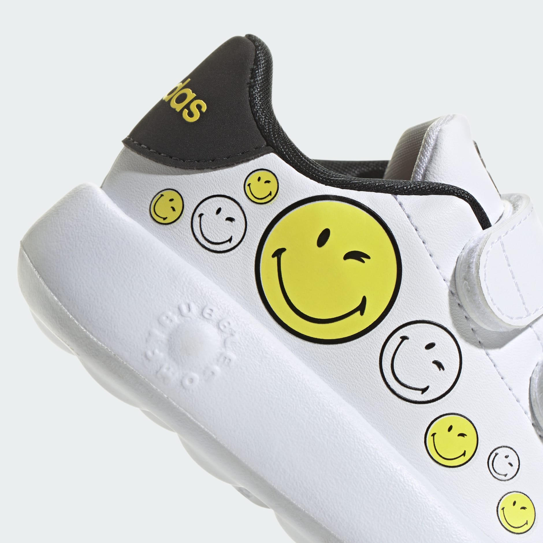 adidas adidas Smiley Advantage Shoes Kids - White | adidas UAE