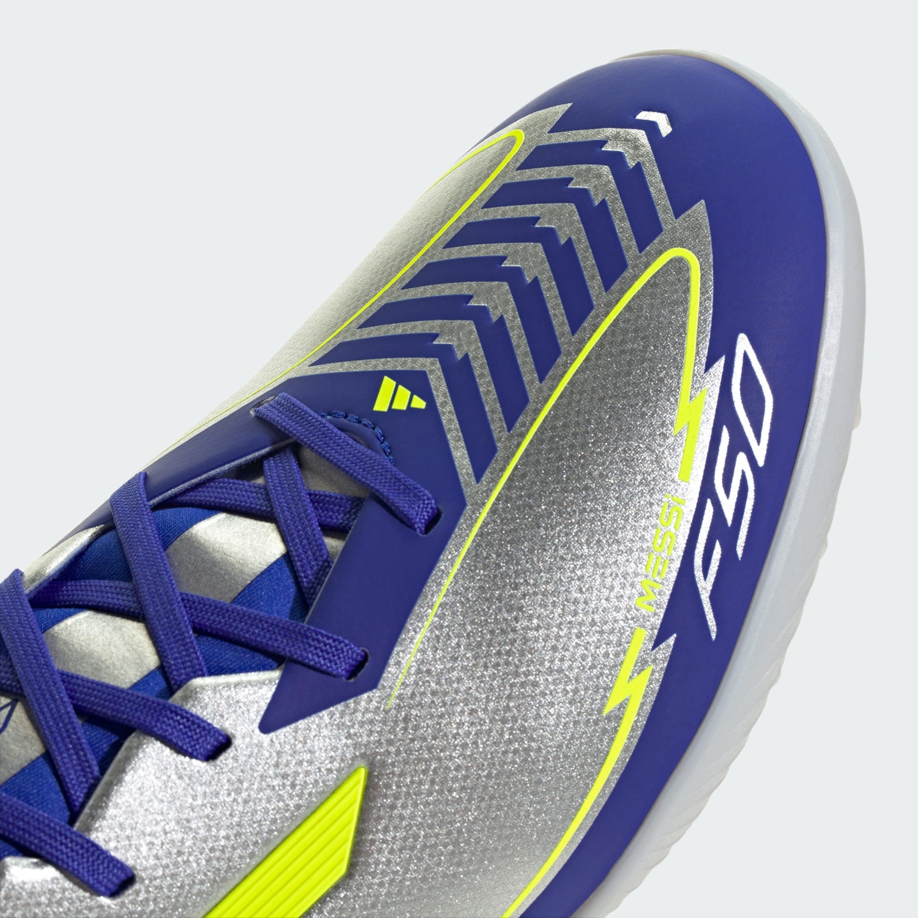 Guayos F50 League Messi Pasto sintético