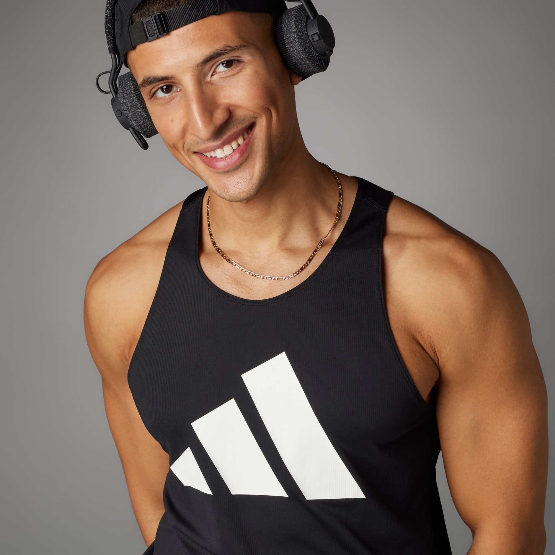 Men's Clothing - Run It Tank Top - Black | adidas Saudi Arabia