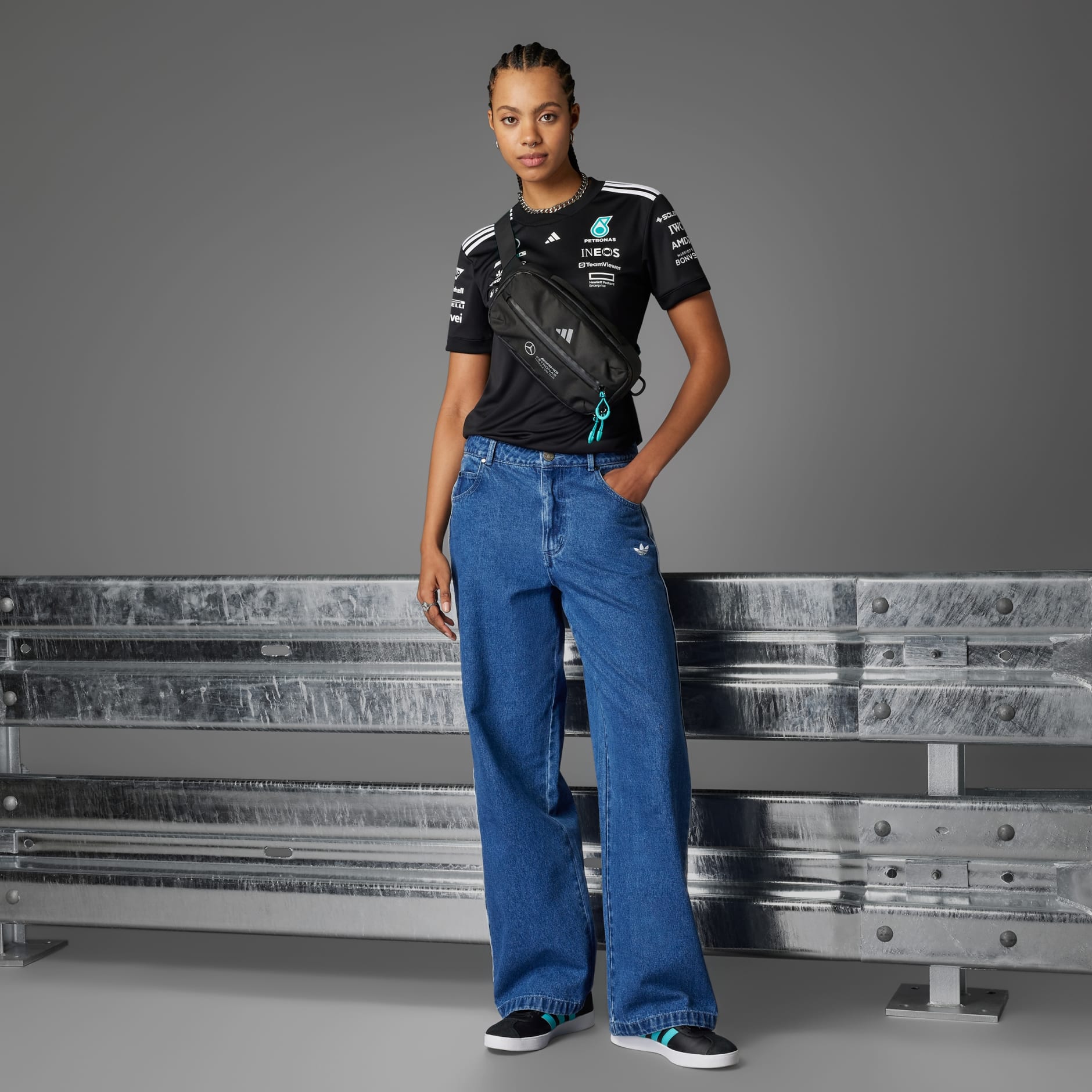 Clothing - MERCEDES - AMG PETRONAS FORMULA ONE TEAM DRIVER JERSEY ...