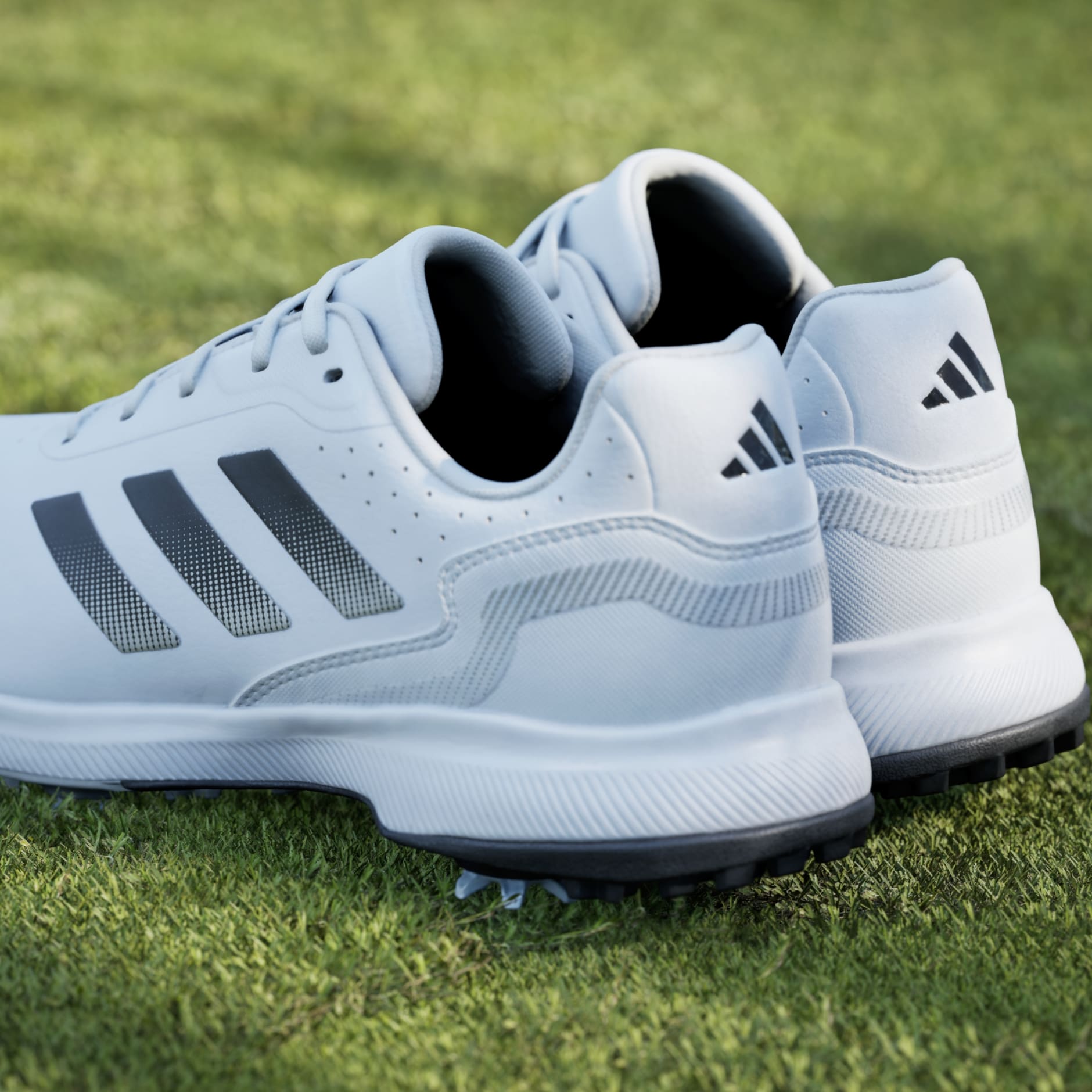Shoes - Traxion Response Golf Shoes - White | adidas South Africa