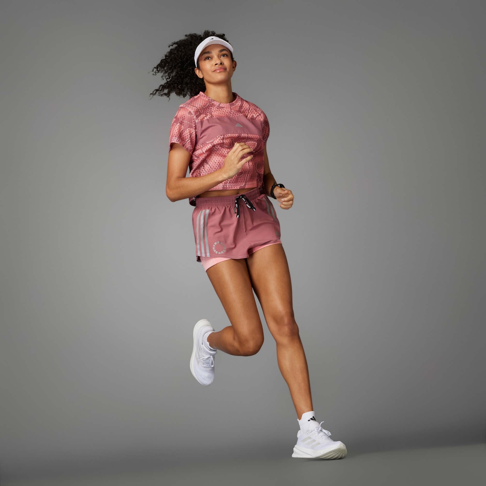 adidas מכנסיים קצרים Own The Run Break The Norm AEROREADY - ורוד ...