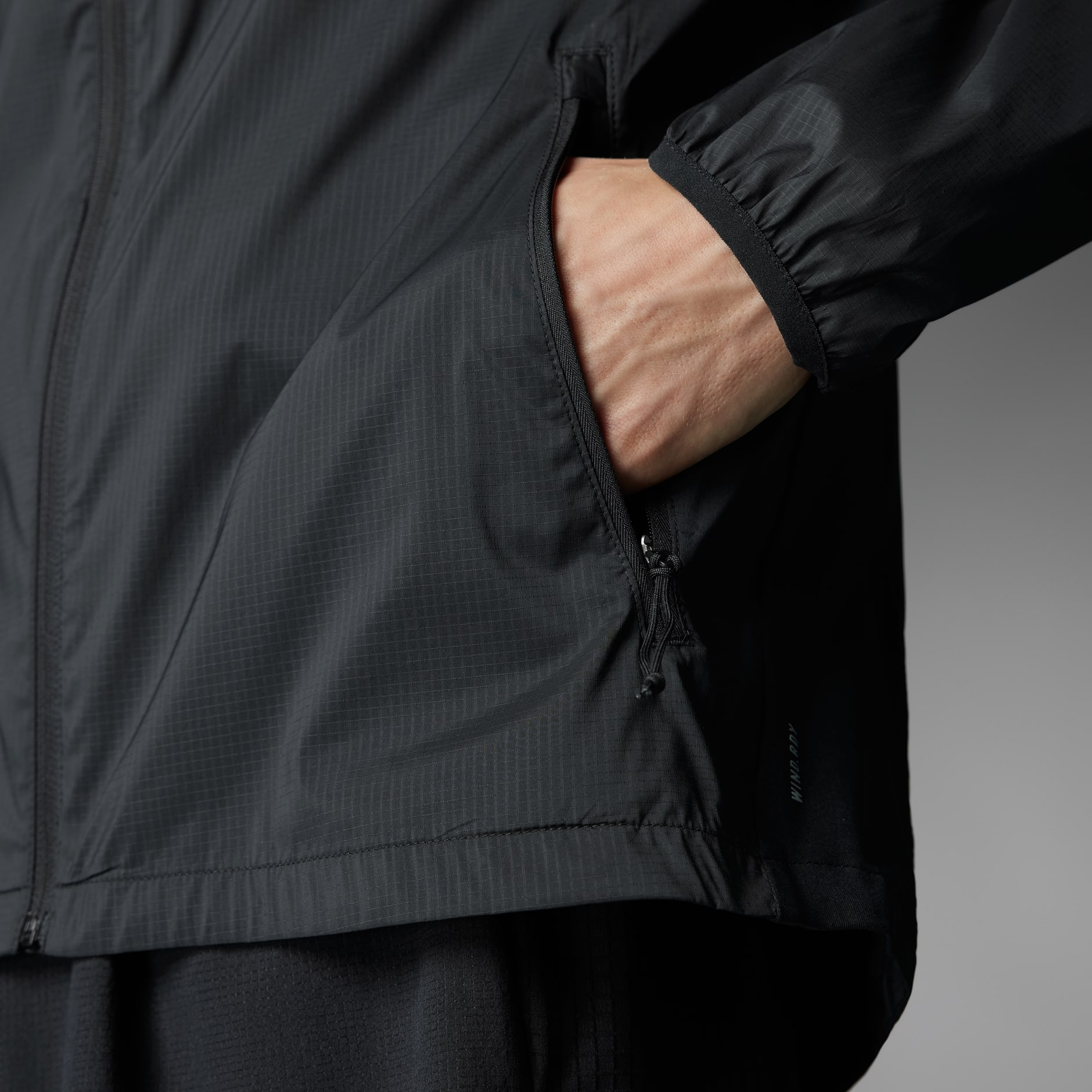 adidas ז'קט Ultimateadidas עם הדפס מלא - שחור | adidas IL