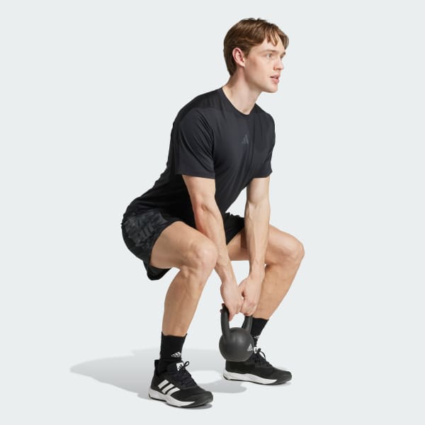 アディダス トレイン エッセンシャルズ シーズナル スリーストライプス ショーツ - ブラック | アディダス ジャパン