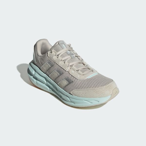 adidas Astrastar Shoes - Beige | Free Shipping with adiClub