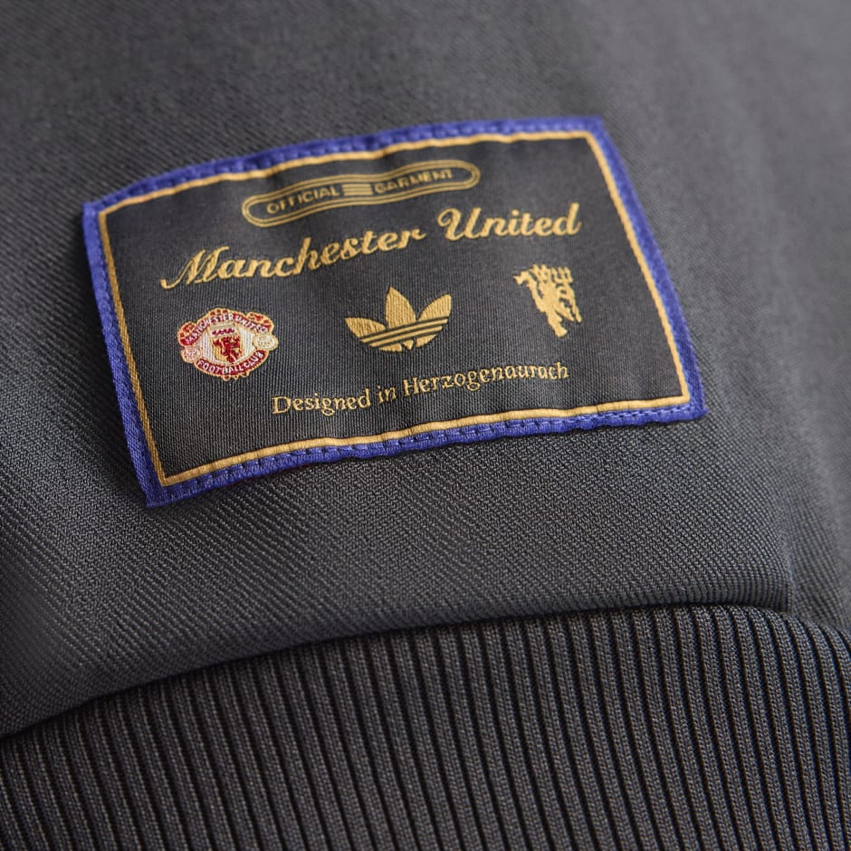 Manchester United Terrace Icons Track Top - Black | adidas Hong Kong