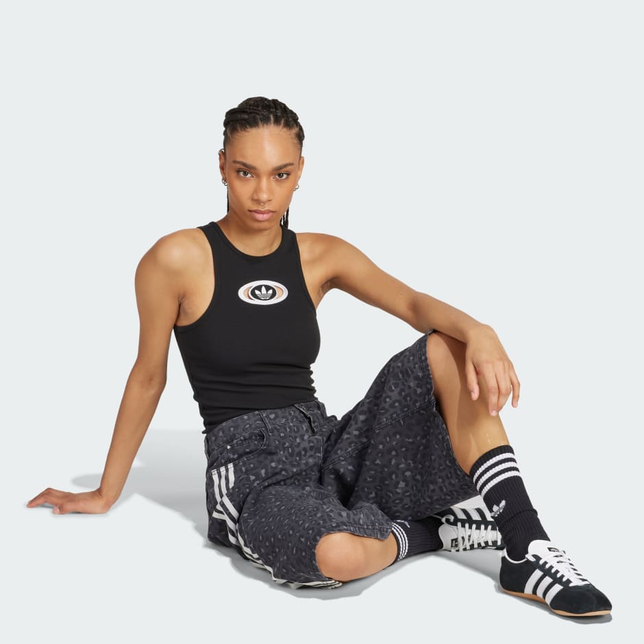 adidas Originals 及膝牛仔褲 | adidas香港官方網上商店